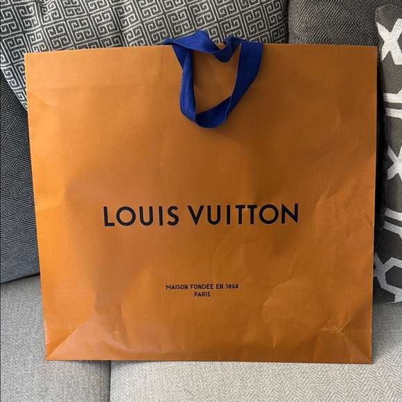 Louis Vuitton | Bags | Louis Vuitton Tangerine Bag With Navy Handles ...